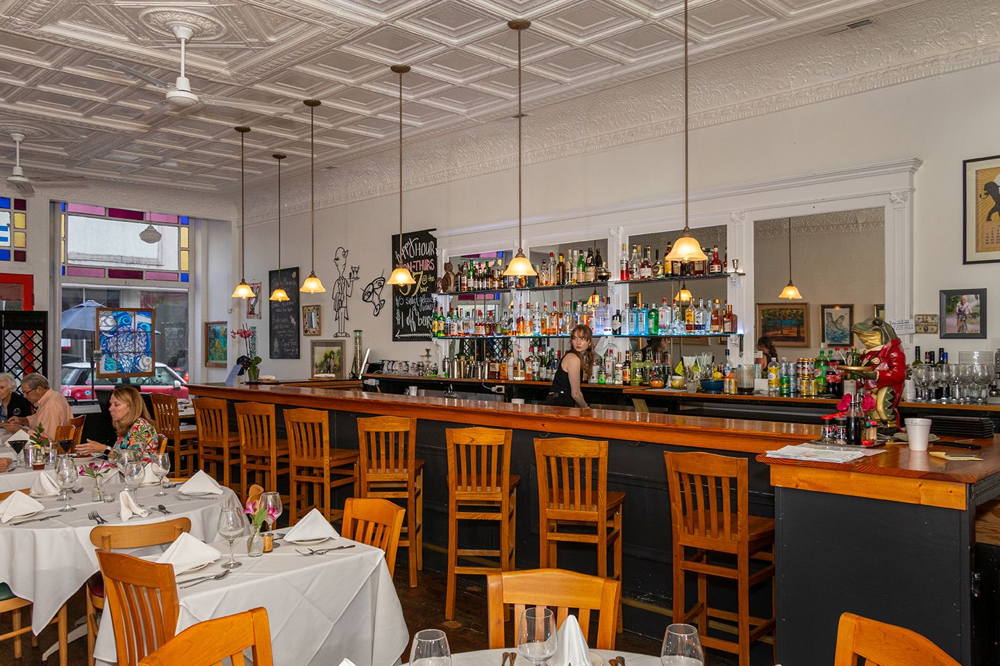 Bizzotto’s Gallery-Cafe – Onancock